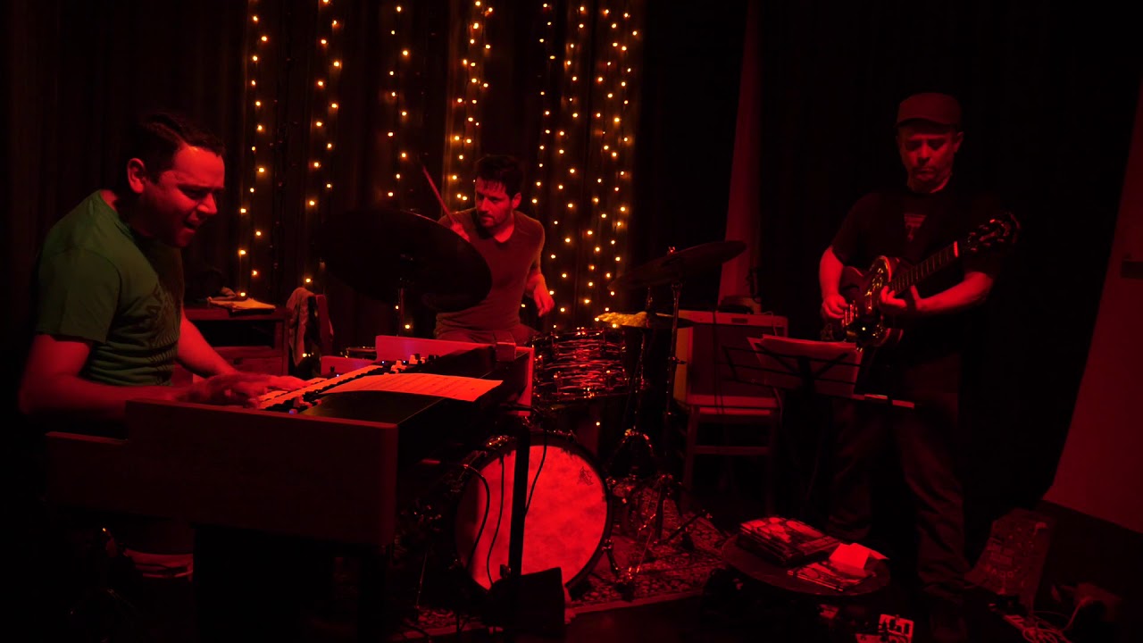 il DUO meets Will Bernard "Go West" Live @ Sartea Bar - YouTube