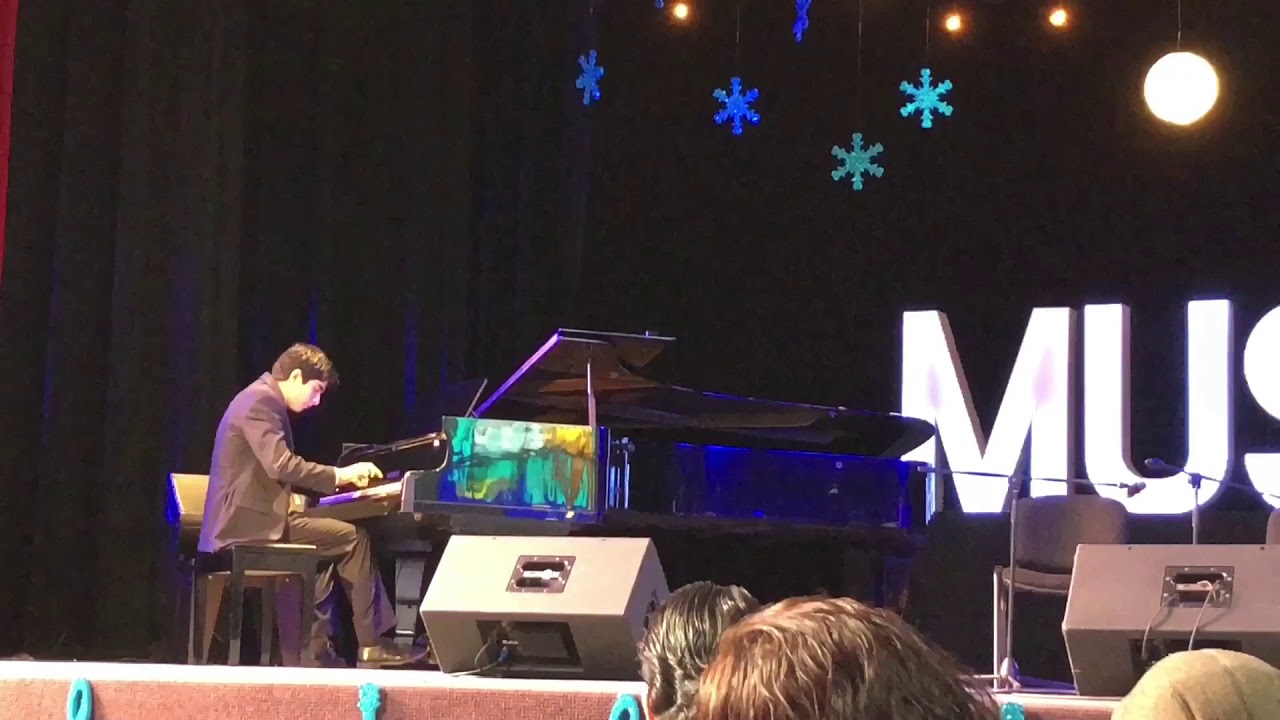 Luis Baldwin. III Recital de Gala. Academia de Música Crescendo - YouTube