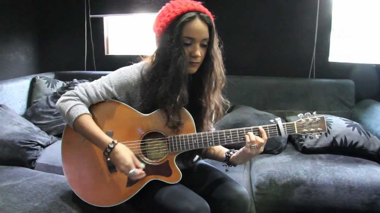 Ria Ritchie - 'Only One' - Dropout Live | Dropout UK - YouTube