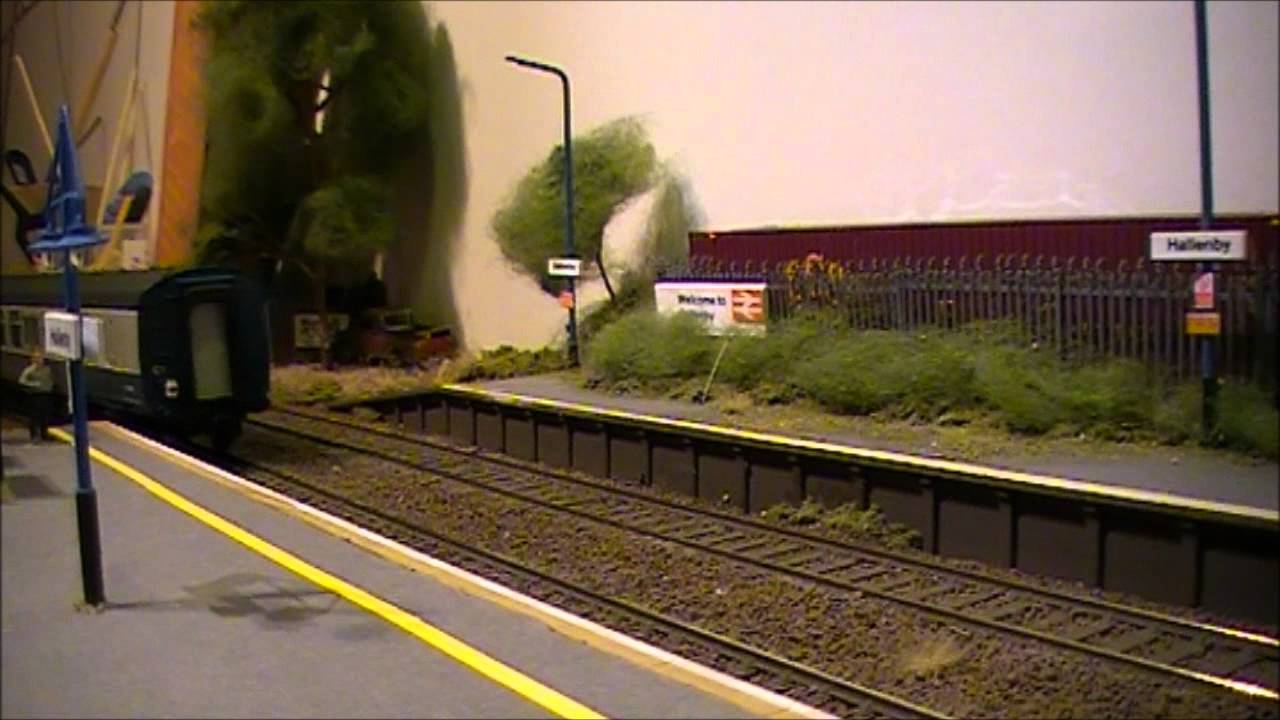 BR Blue Class 85 - YouTube