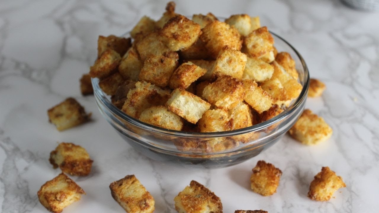 Crispy Blue Cheese Croutons! ~Tasty & Quick Recipes - YouTube