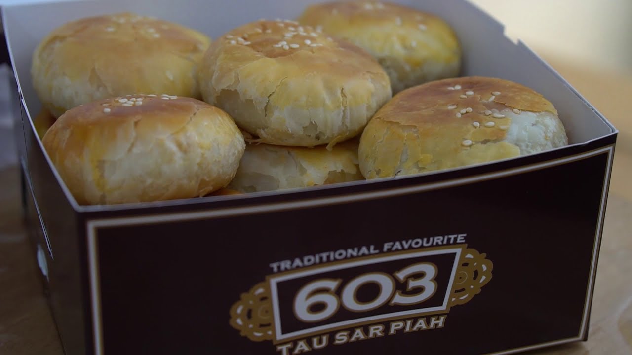 A Taste of Heritage, Lovingly Handmade - Traditional Tau Sar Piah in ...