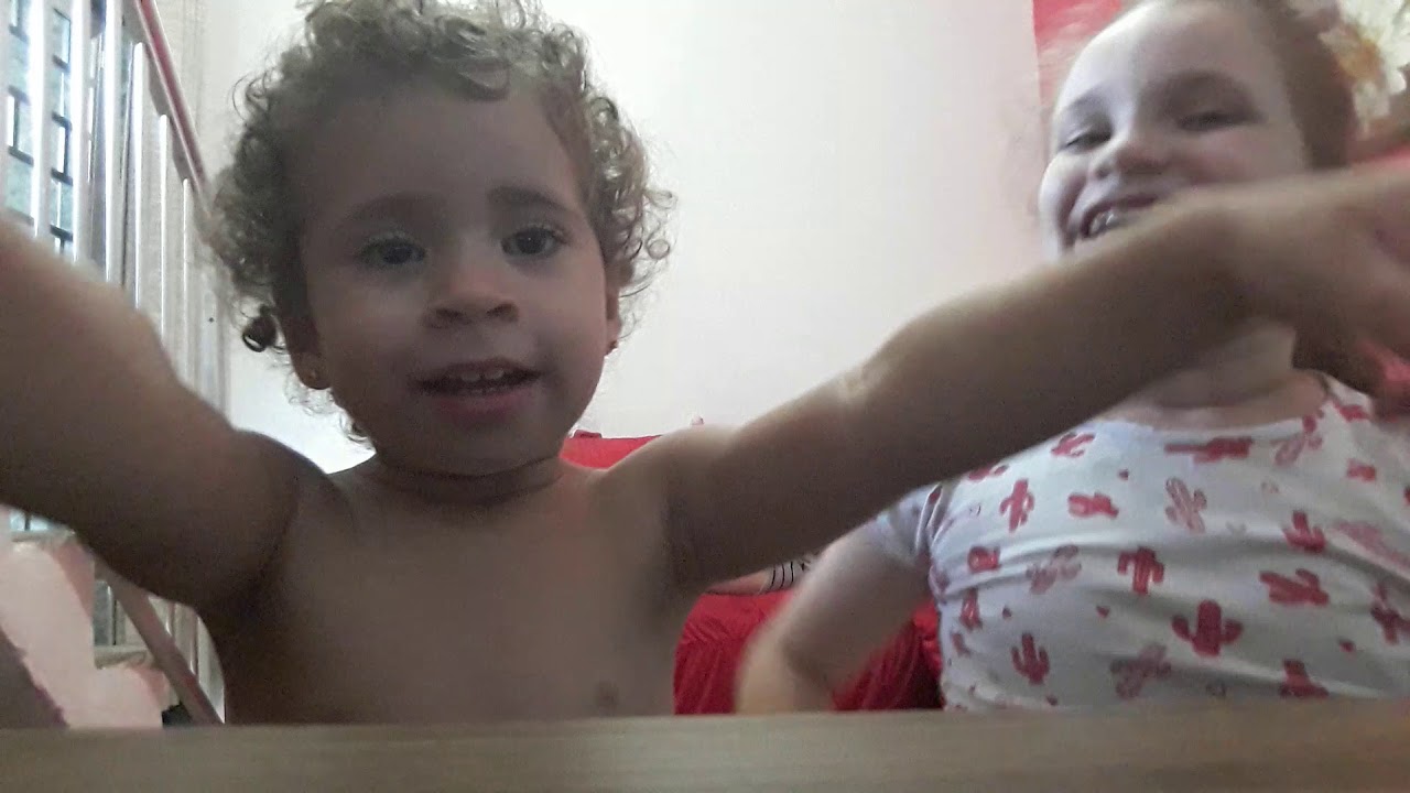 Ensinando Minha Irmã Bebê A Gravar Vídeos Youtube