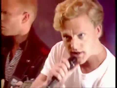 Erasure- A Little Respect (live) - YouTube