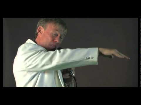 Mark Hansen(Singing Impressionist) - YouTube