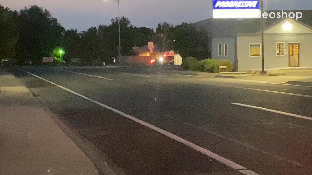 KFD BC 181 & E1812 Responding - YouTube