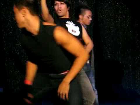 Bulla dancing - YouTube