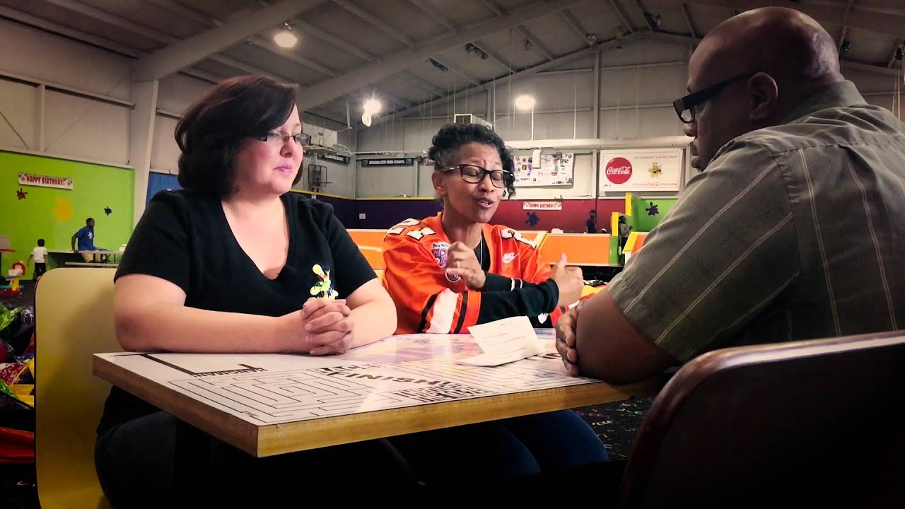 Ron Cooks vs Tina Capito and Sybil Sheppard of The Park @ MTM - YouTube