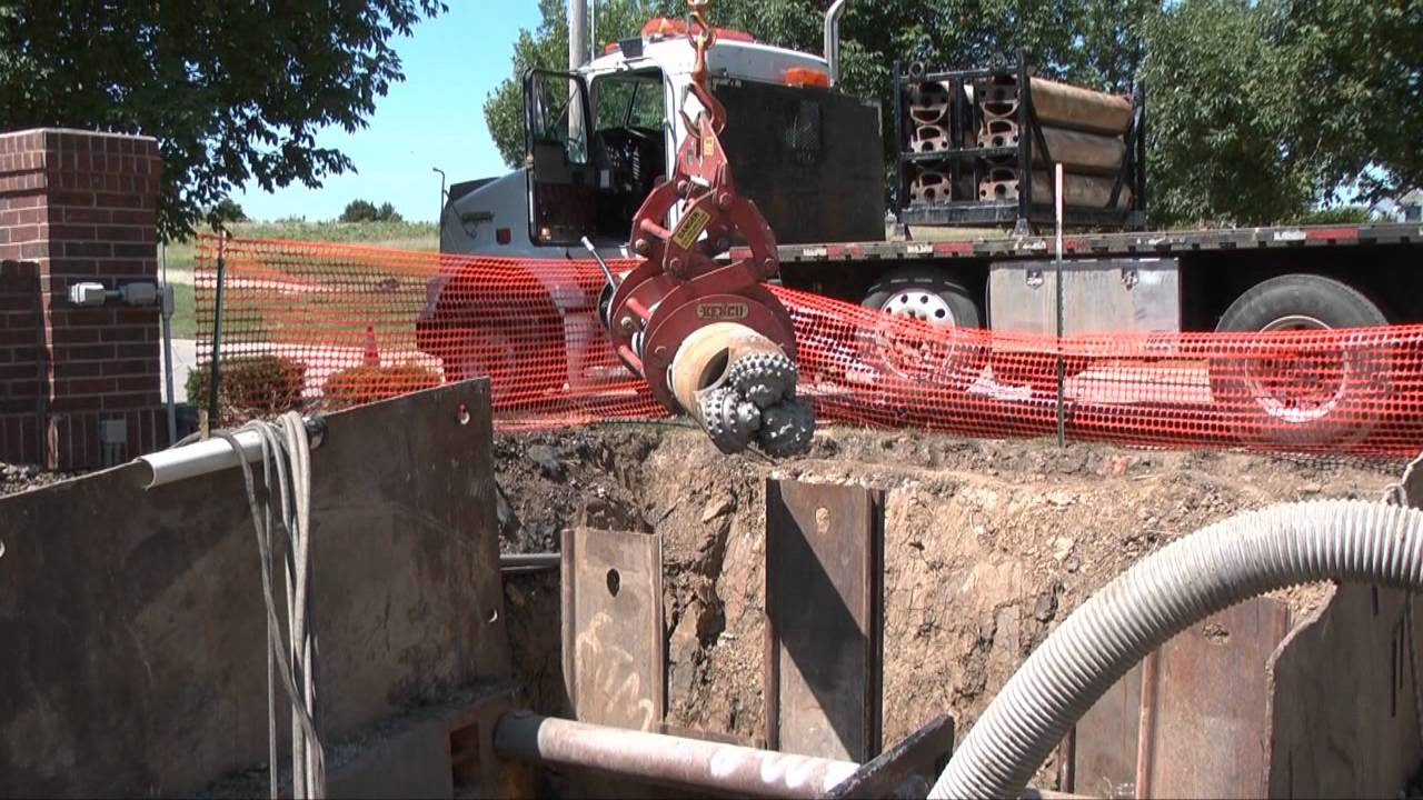 Axis Guided-Boring System through rock | Vermeer Utility Installation ...