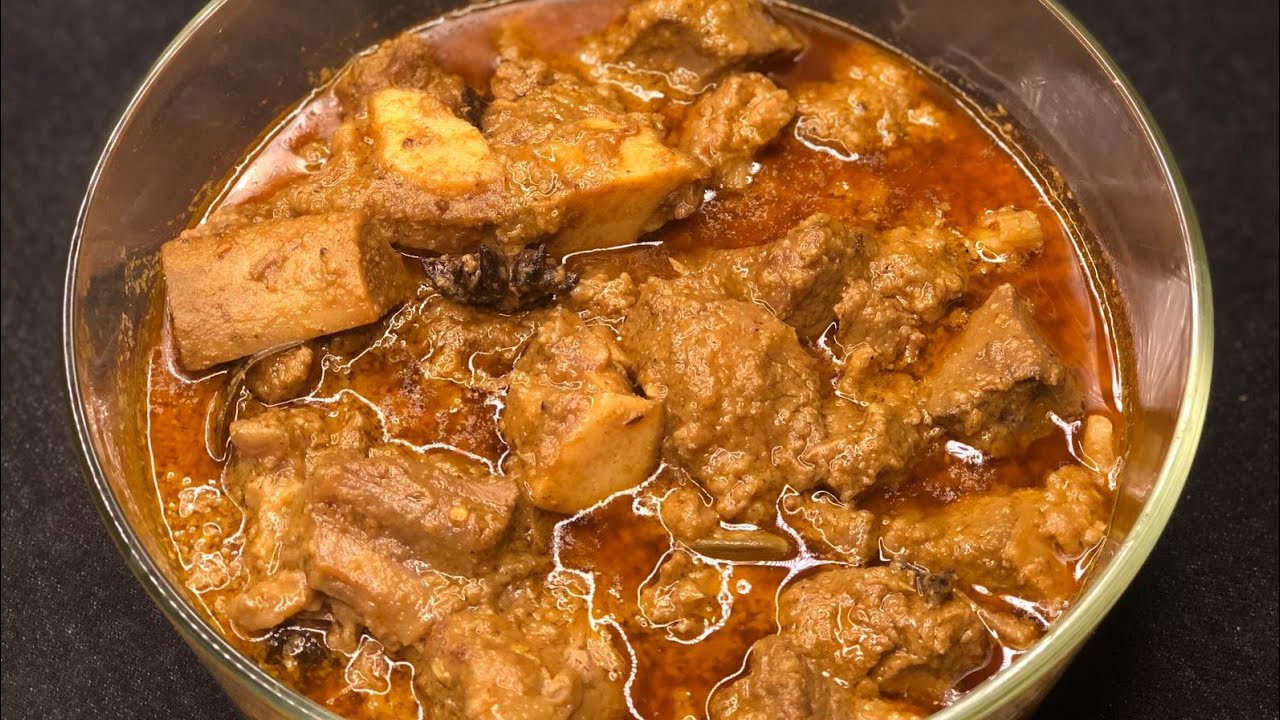 চট্টগ্রামের ঐতিহ্যবাহী মেজবানি মাংস/Mejbani Beef recipe by liza/Ctg ...