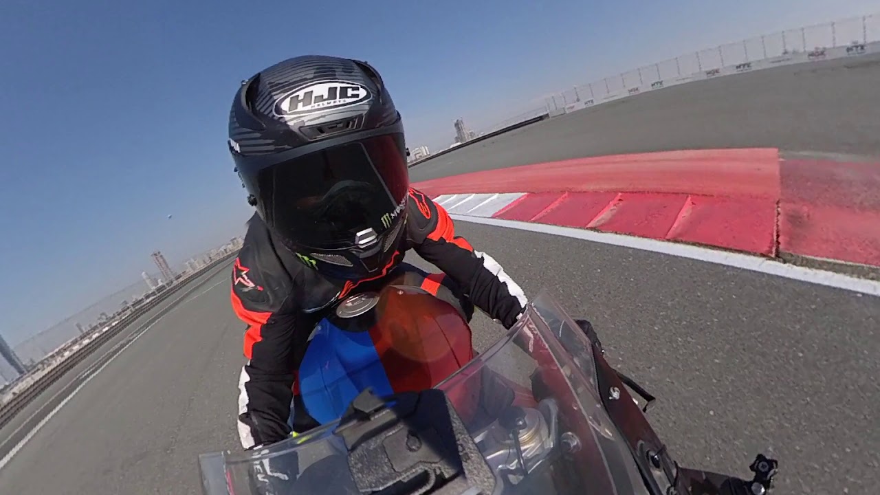Autodrome track day in Advanced group - YouTube