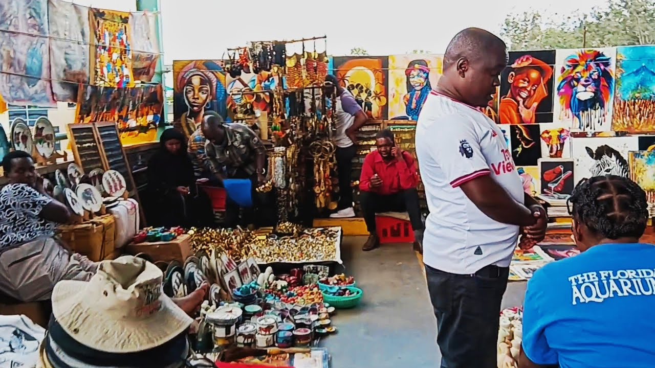 AFRICA STREET MARKET NAIROBI,KENYA- MAASAI MARKET - YouTube