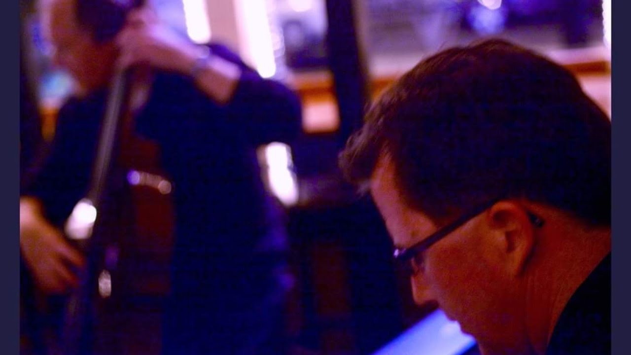 Coda Live Presents: The Paul Muench Duo - YouTube