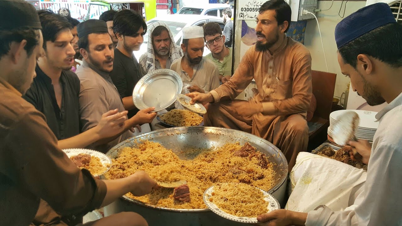 Rahman Gul Chawal House, Shoba Bazar Peshawar | Famous Chawal in Shoba ...