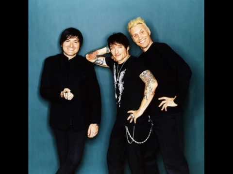 Die Ärzte - Hip Hip Hurra (Lyrics)
