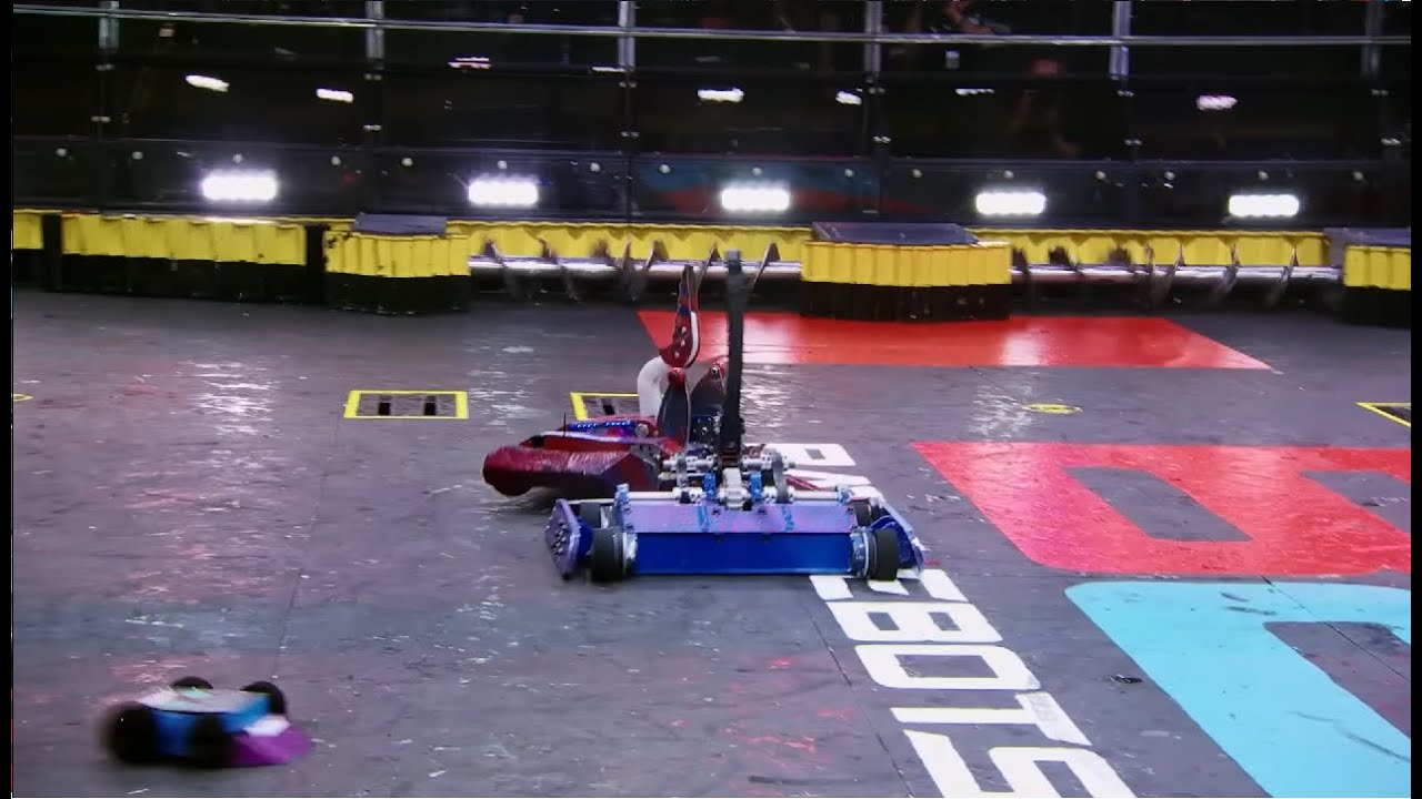 BattleBots (2022) Episode 16: Claw Viper Vs Mad Catter - YouTube