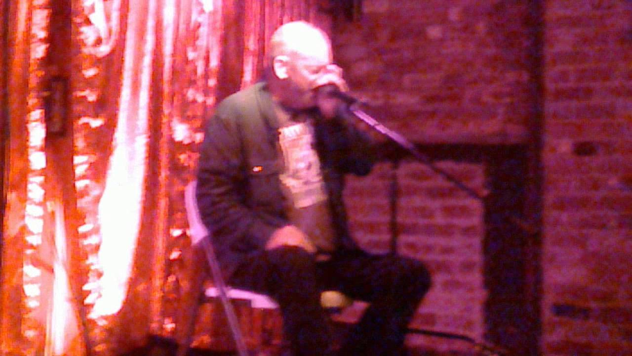 Chris Wilson Live@ The Cherry Bar Melbourne 2013 - YouTube