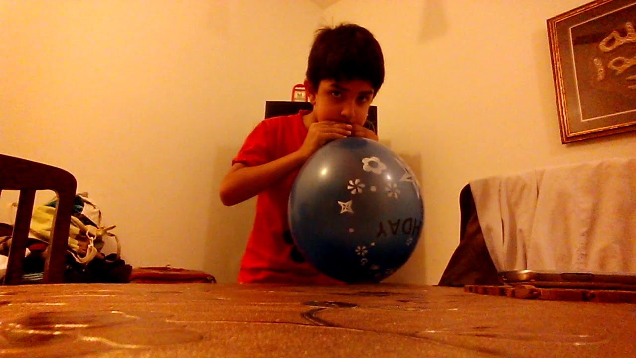 Blowing the medium balloon in 2 minutes challenge!!! - YouTube