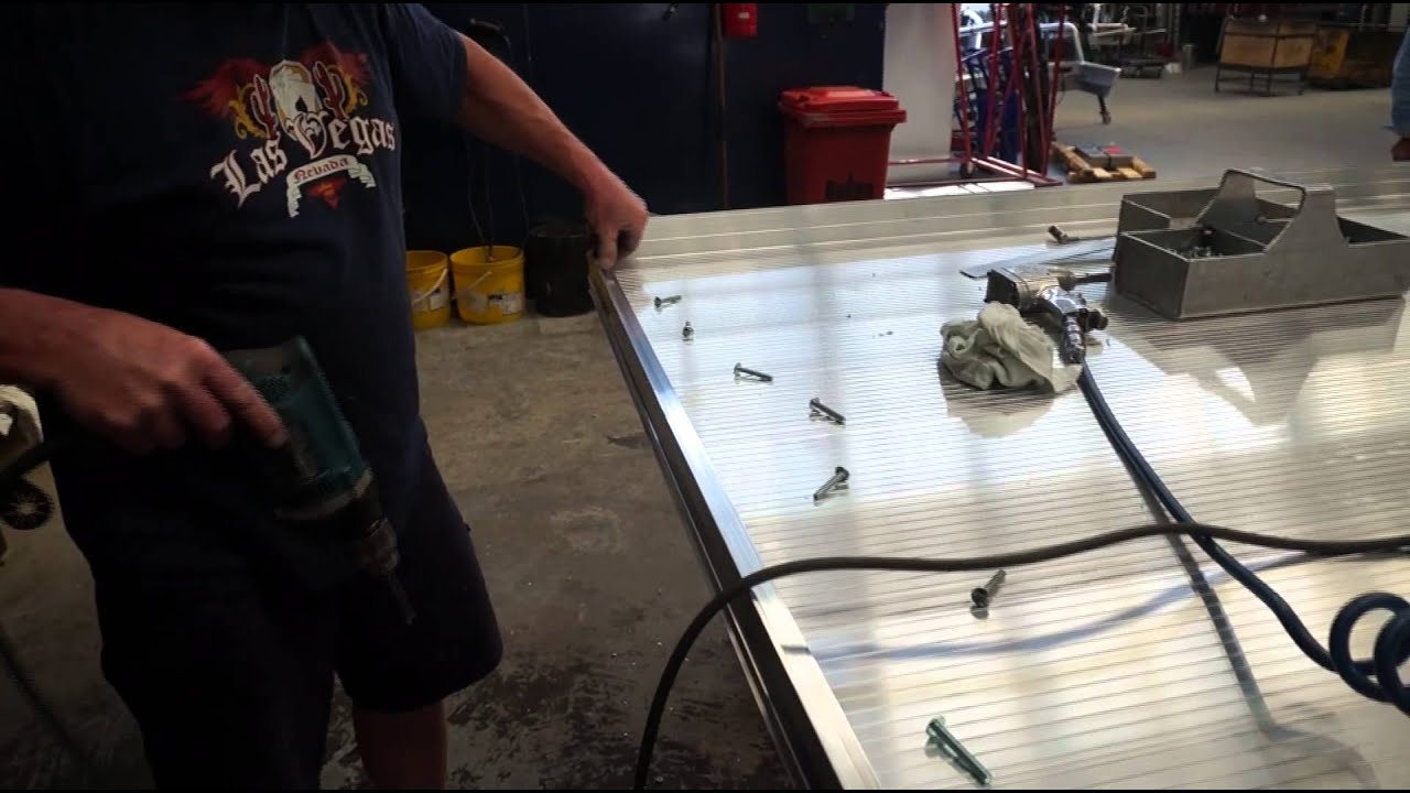 V_3 Side Coaming - YouTube