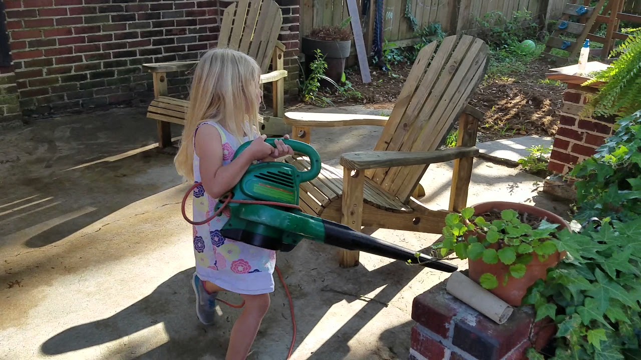 Boss lady! - YouTube