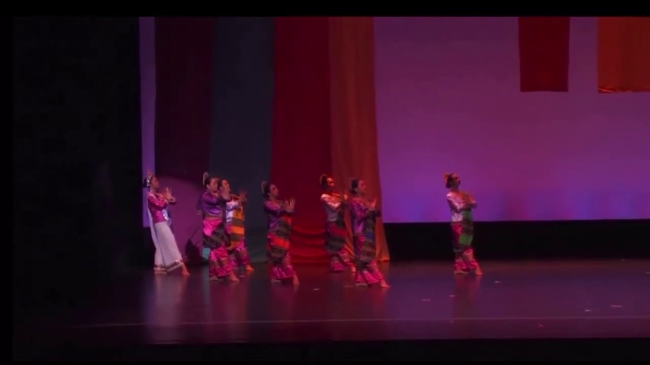 Pangalay by PPAC (Philippine Performing Arts Company) - YouTube