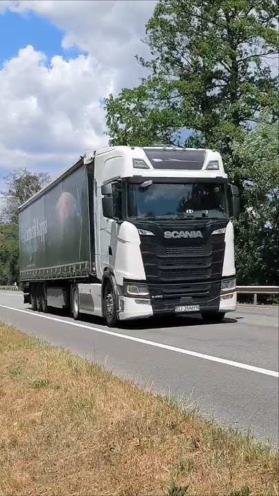 truckspotting RO (sequence from a video) - YouTube