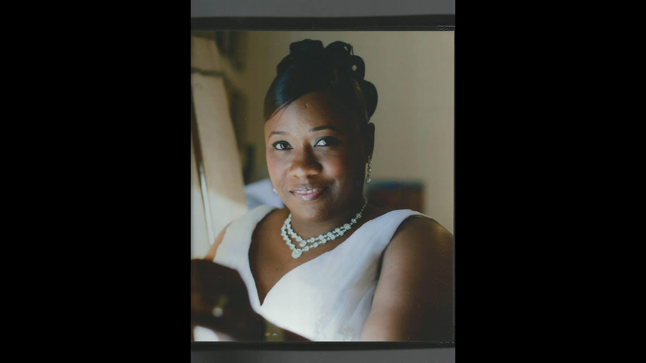 Sharon Kane singing "We are Soldiers" - YouTube