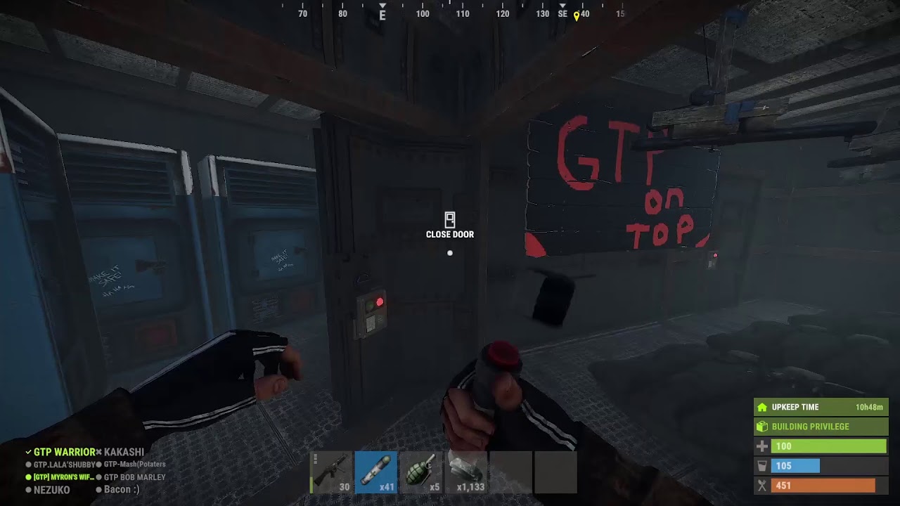 Fresh Wipe Playing with The Family On Rust - YouTube