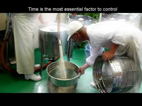 Masumi Sake - Rice milling and Soaking 真澄お酒の精米と洗米ー浸漬 - YouTube