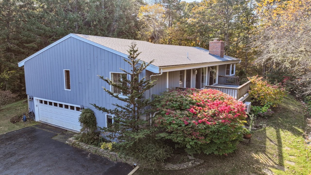Contemporary Ranch Style Home Surrounded By Nature | Cape Cod ...