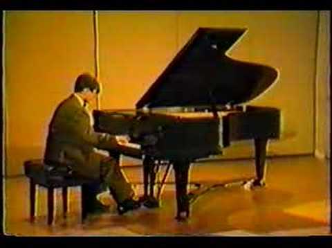 Mozart - Maurice Reep in Concert February-1989 - YouTube