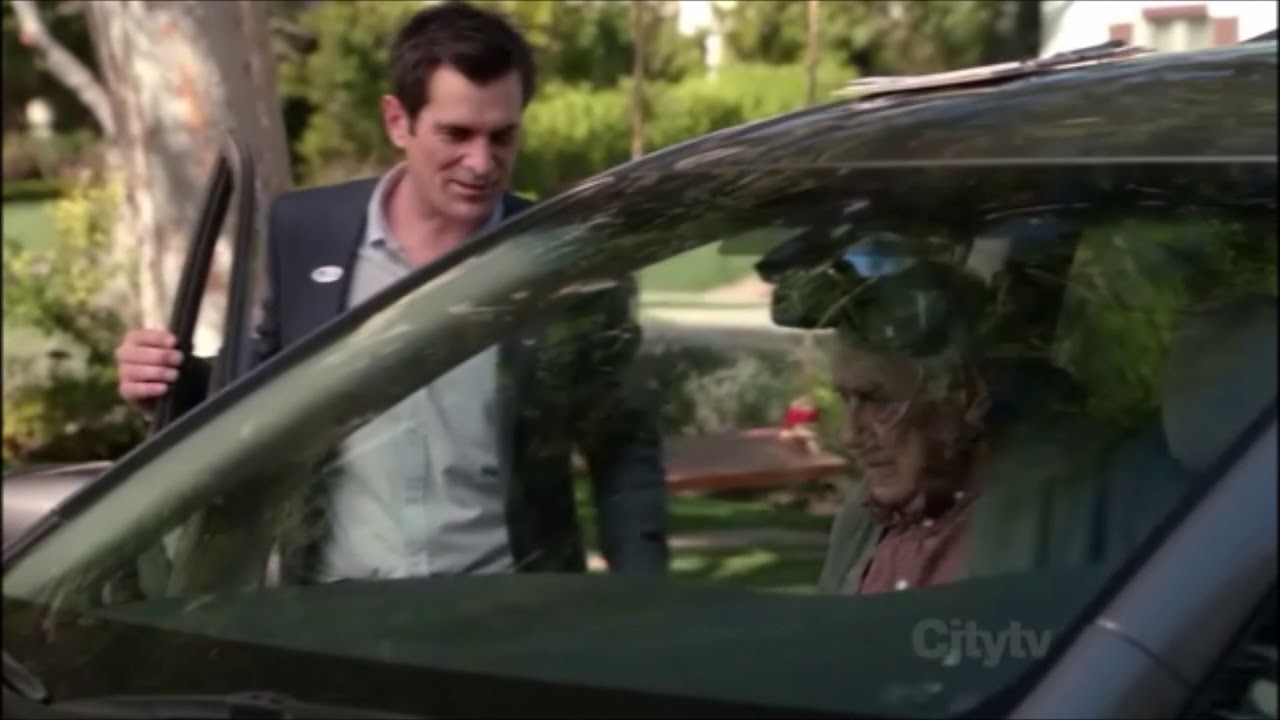 Modern Family - Next Stop Democracy - YouTube