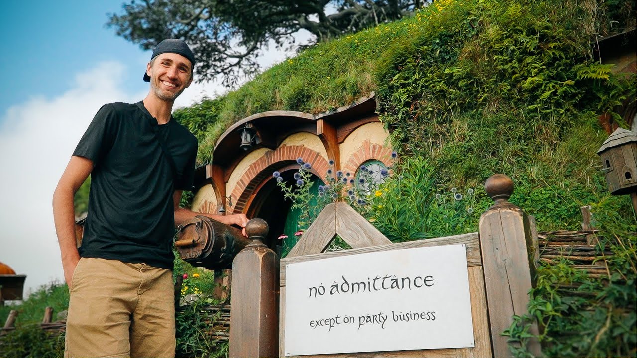 Hobbiton Second Breakfast Tour | Eat like a Hobbit! - YouTube