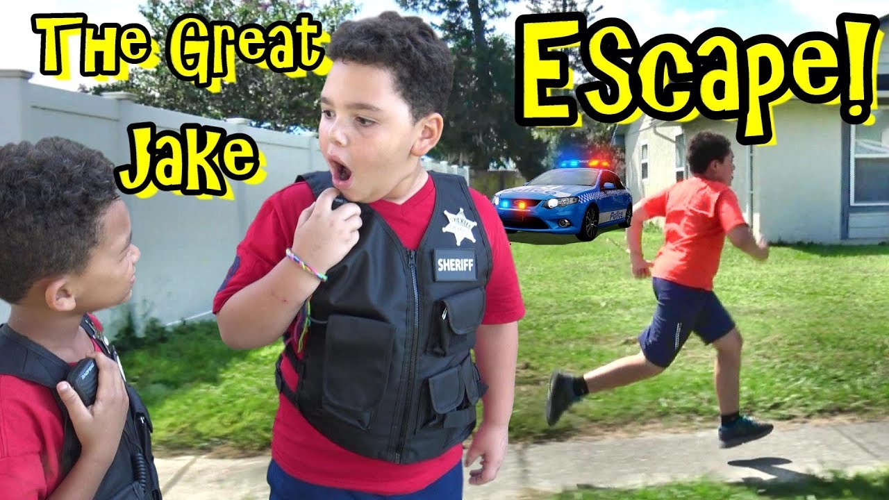 POLICE CHASE! THE GREAT JAKE ESCAPE! - YouTube