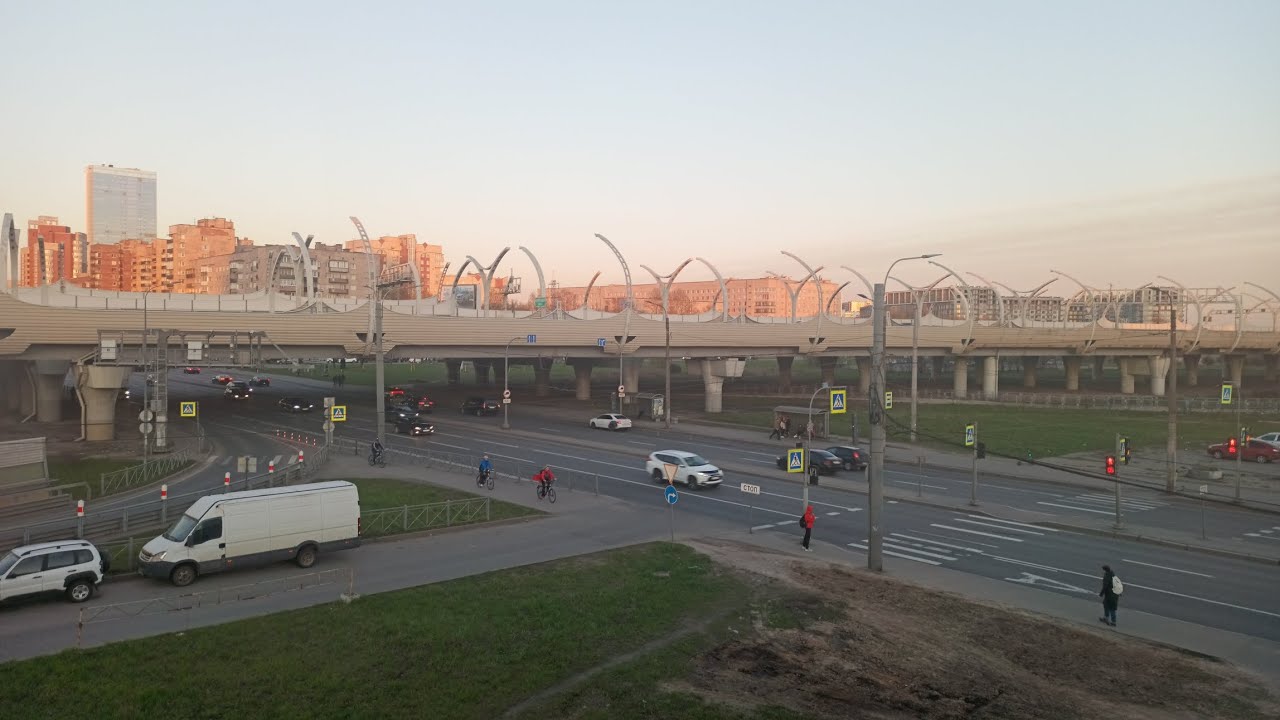 zh.-d. station Leninskiy prospect - YouTube