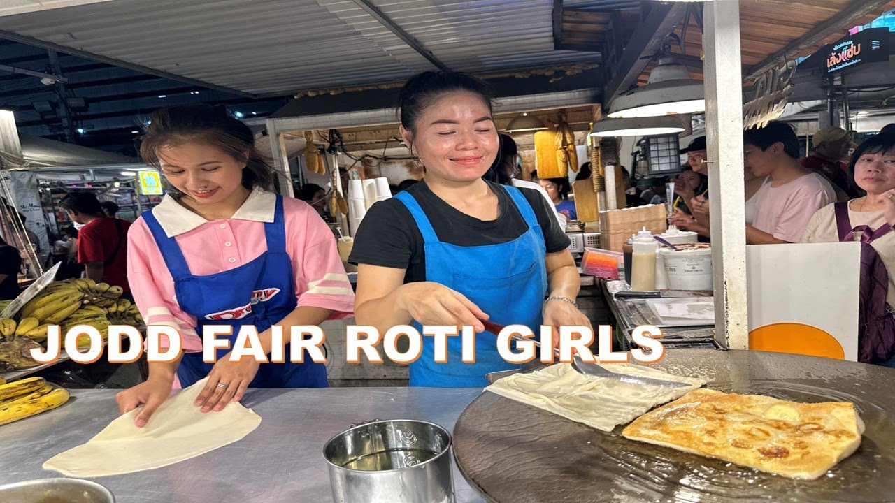 [4K]The Most Beautiful Roti girl at Jodd Fair Night Market in Bangkok ...