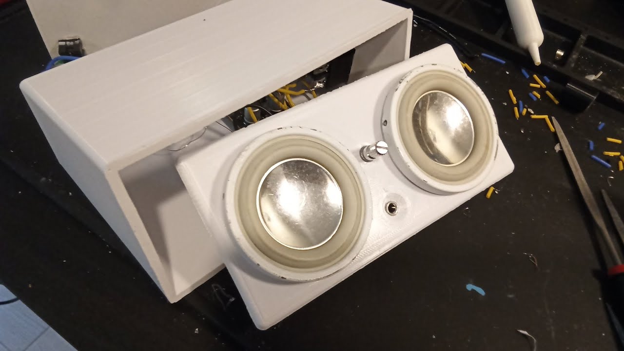 DIY Computer Speaker Demonstration - YouTube