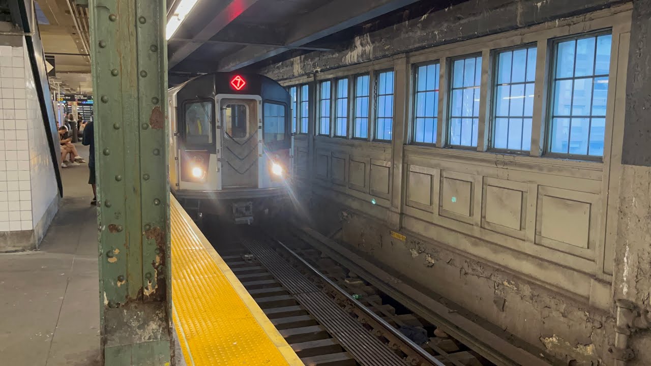 Two 34th-Hudson Yards bound R188 (7) Super Express trains at Queensboro ...