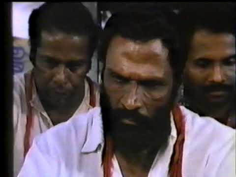 Mukhamukham Opening - YouTube