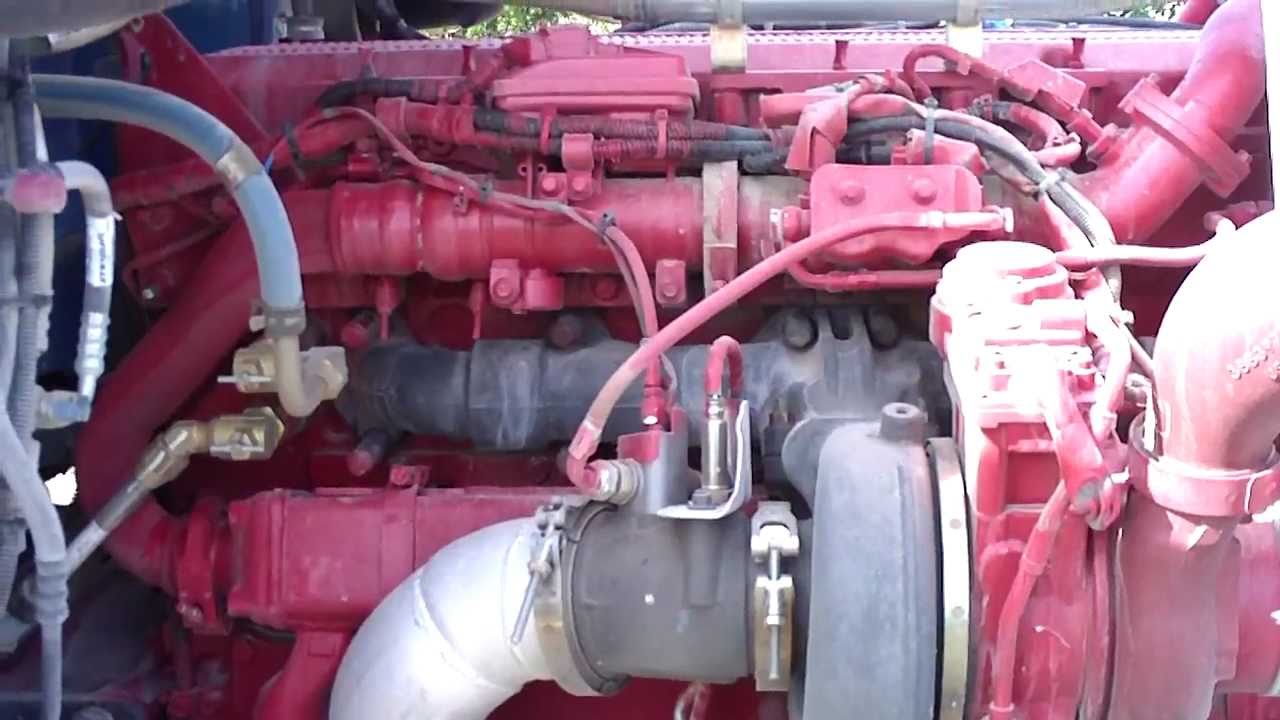 A Closer Look At 389 Peterbilt EGR Engine YouTube