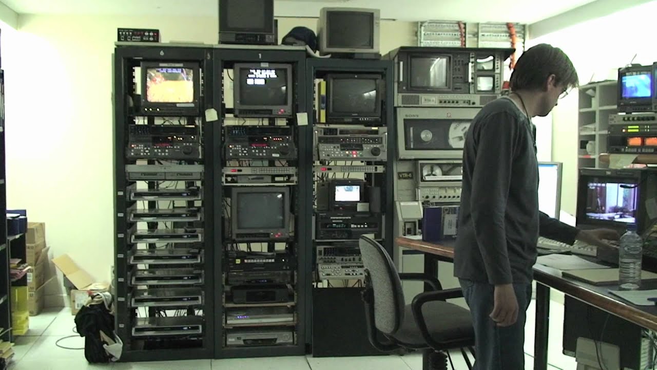 STW Channel 9 Station Tour in 2008 - YouTube