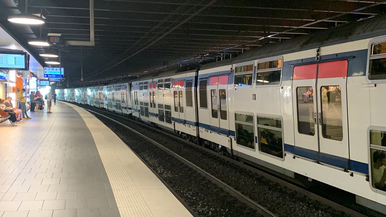 RER-A MI2N ALTEO en gare de Nogent-sur-Marne - YouTube