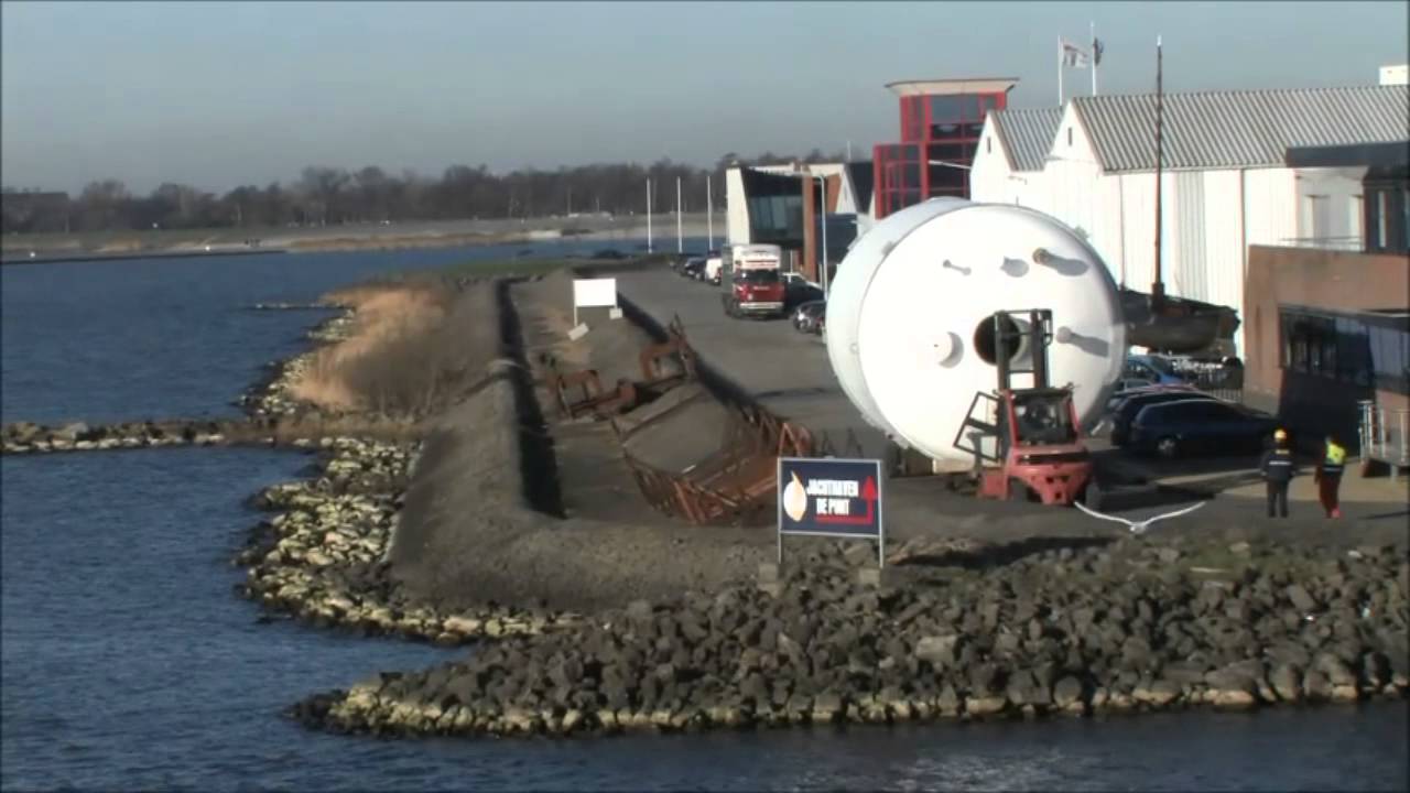 Large FRP Tanks fabrication - YouTube