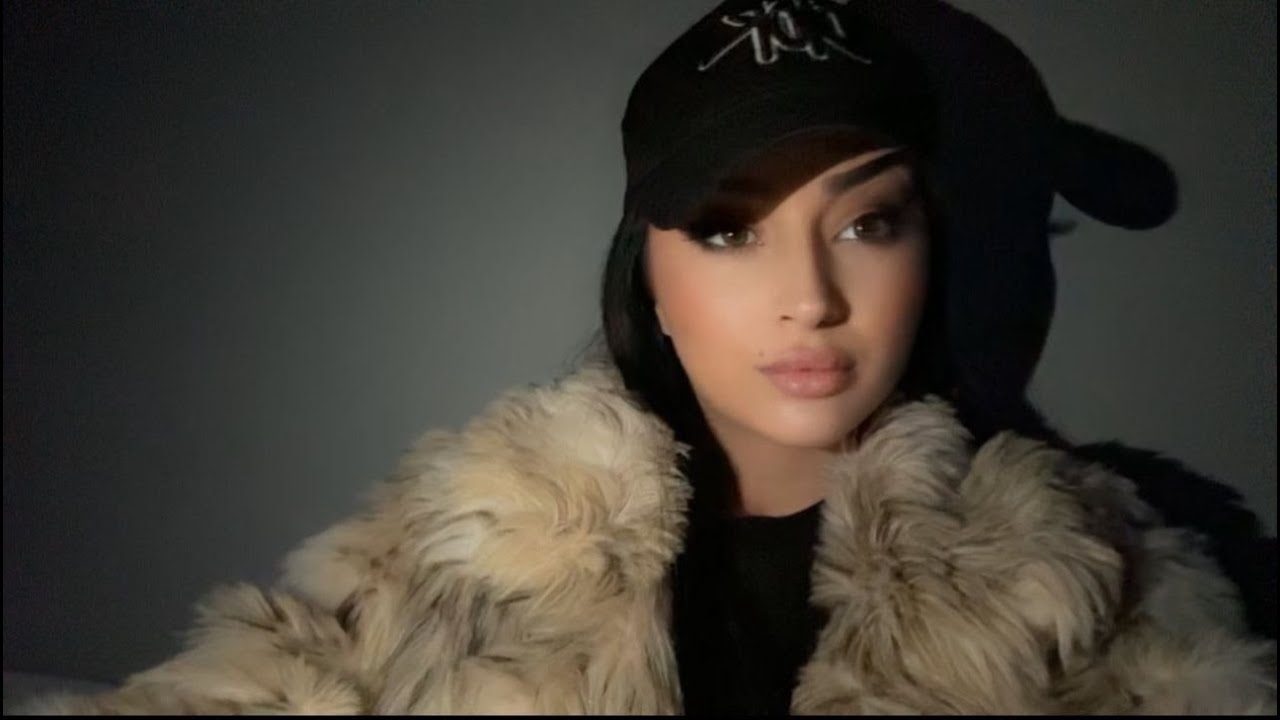 Lexojme komentet e Ndjekesve - Vlog by Esi - YouTube