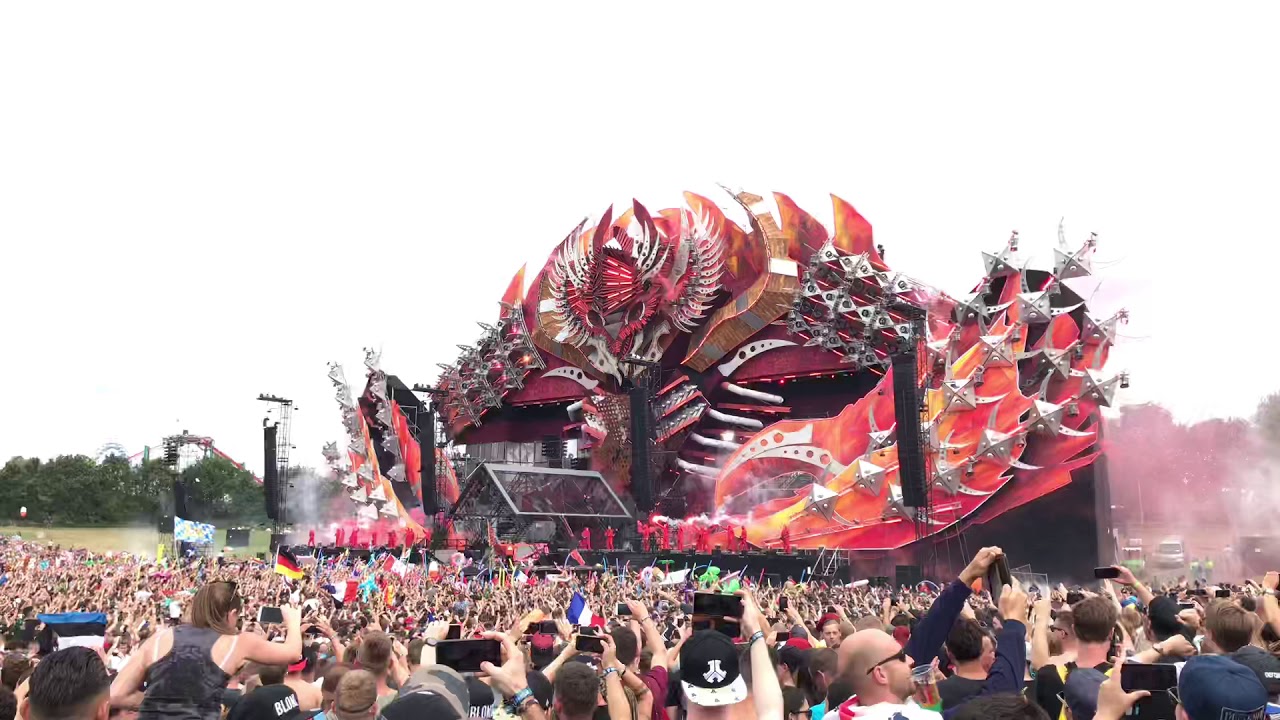 Gunz For Hire - Bella Ciao @ DEFQON.1 2018 | 4K. - YouTube