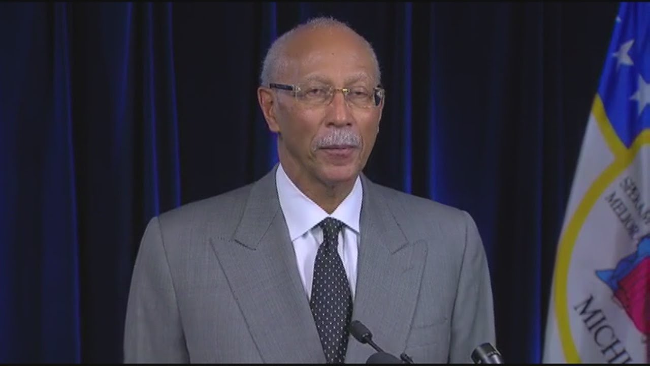 Mayor Dave Bing reacts to bankruptcy eligibility - YouTube