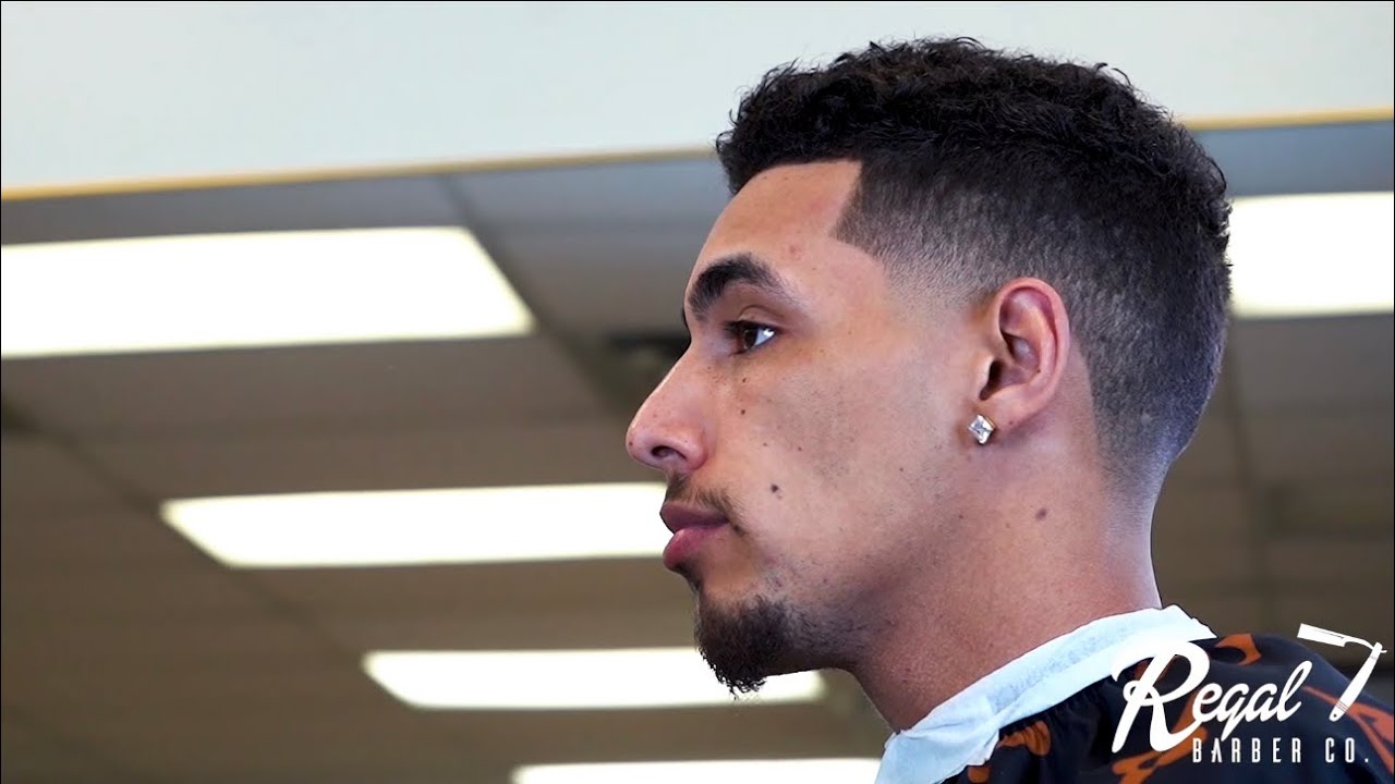 Mid taper fade w/line up - YouTube