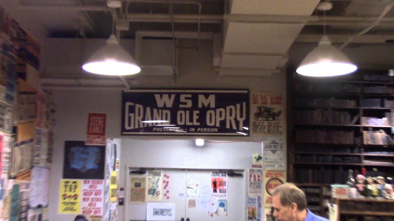 WSM Grand Ole Opry Sign - YouTube