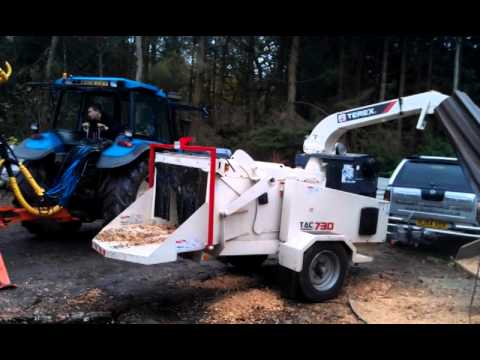 TEREX 730 drum chipper - YouTube