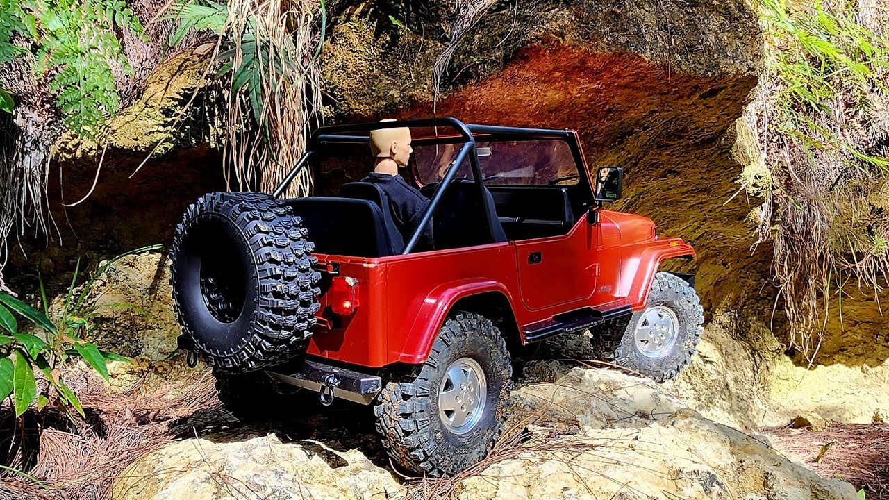 Rc Scale: 1/10 Jeep Wrangler YJ | FMS Mashigan in The Forest - YouTube